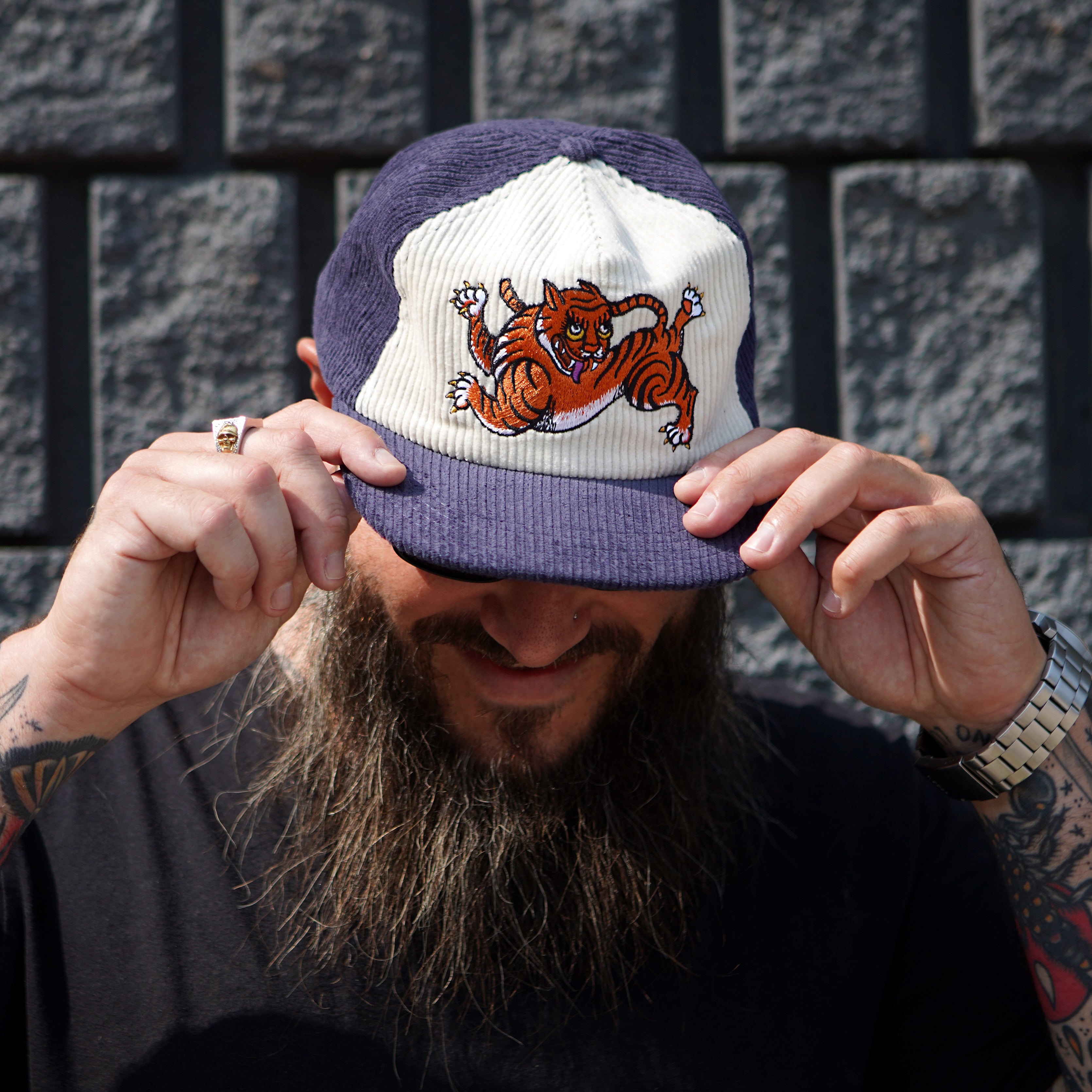 Happy Tiger Two-Tone Corduroy Hat - Stuntin Goods
