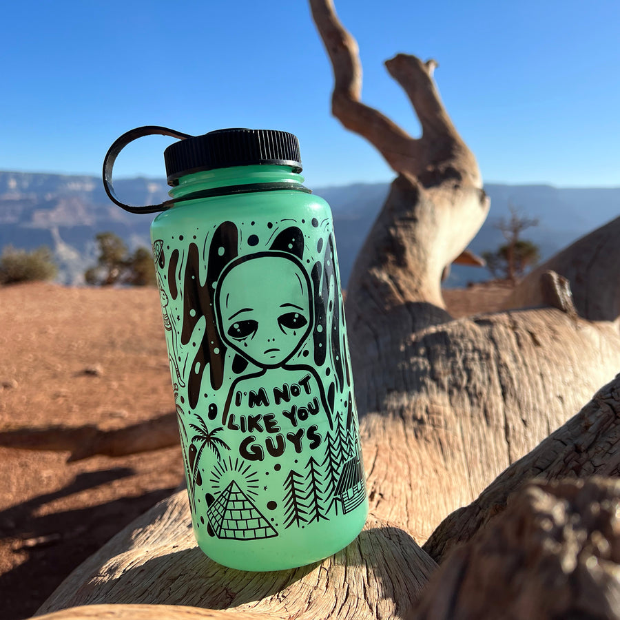 Glow in the Dark Alien 32 oz Nalgene Water Bottle - Stuntin Goods